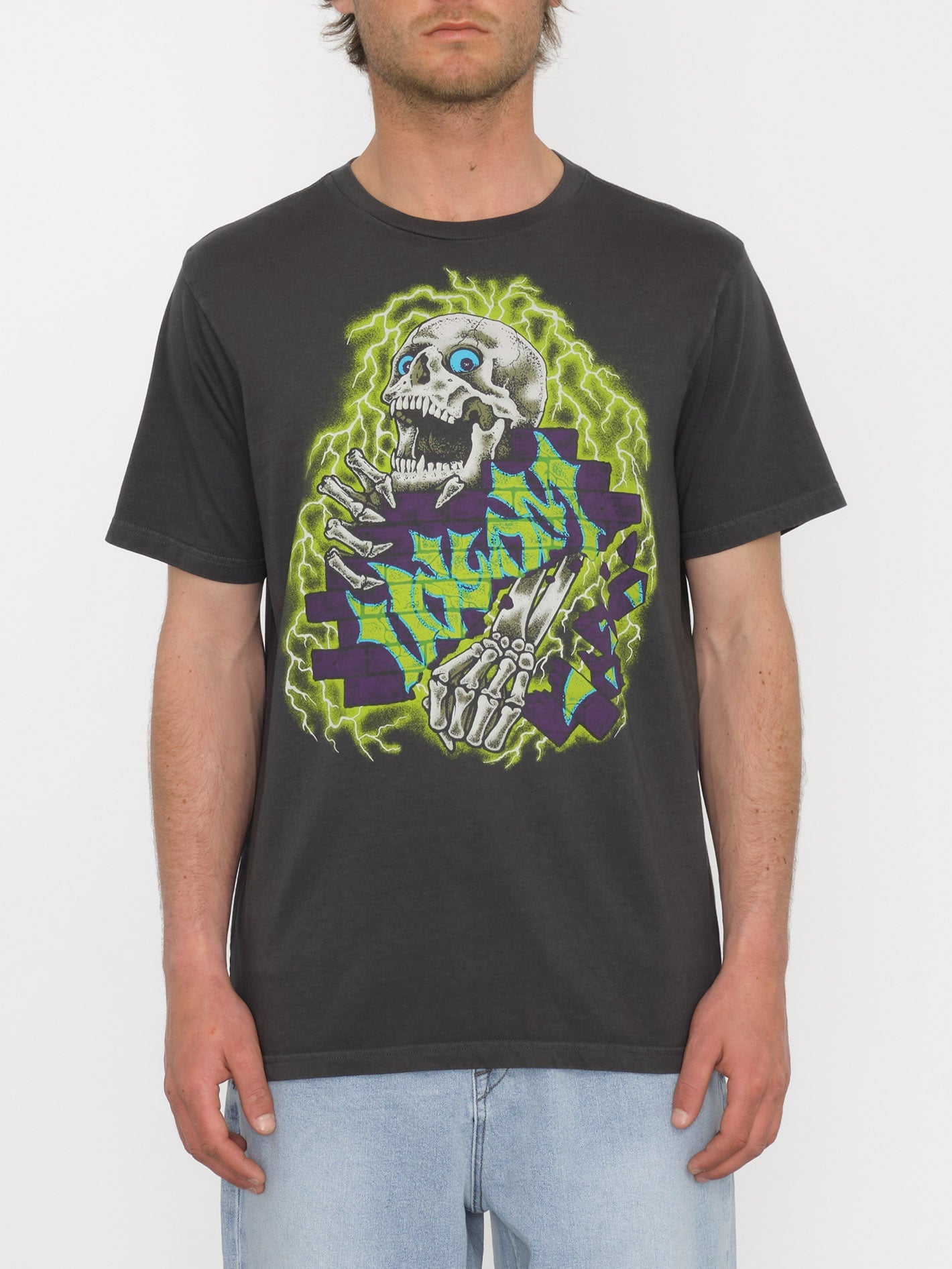 Wall Puncher T-shirt - STEALTH - Men - Volcom UK – Volcom United Kingdom