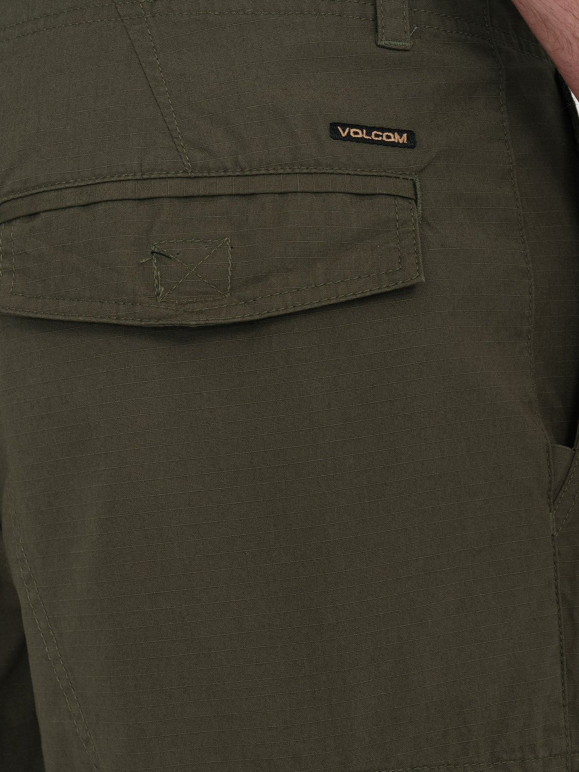 Grande Barracks 22" Cargo Short - WINTERMOSS - Men - Volcom UK – Volcom ...