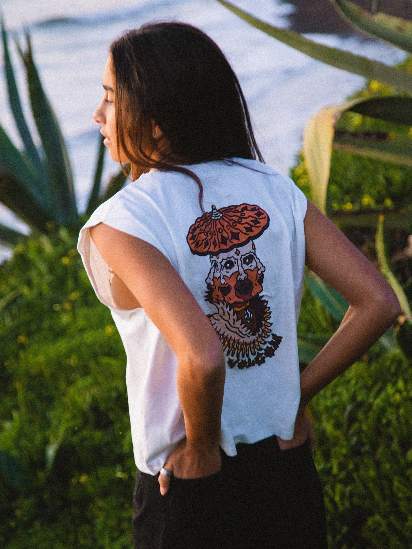 Connected Minds Tank Top - STAR WHITE - Women - Volcom UK – Volcom ...