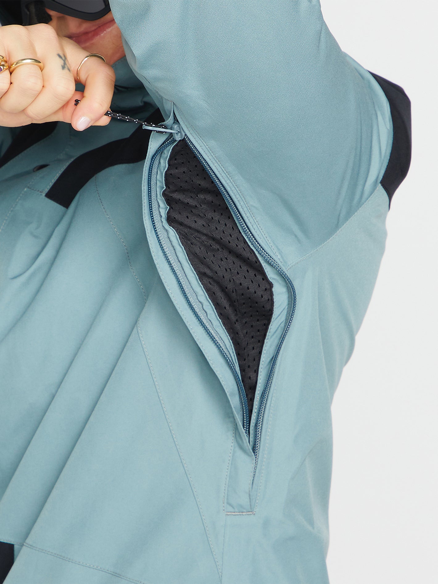 Ell Insulated Gore-Tex Jacket - Green Ash – Volcom United Kingdom